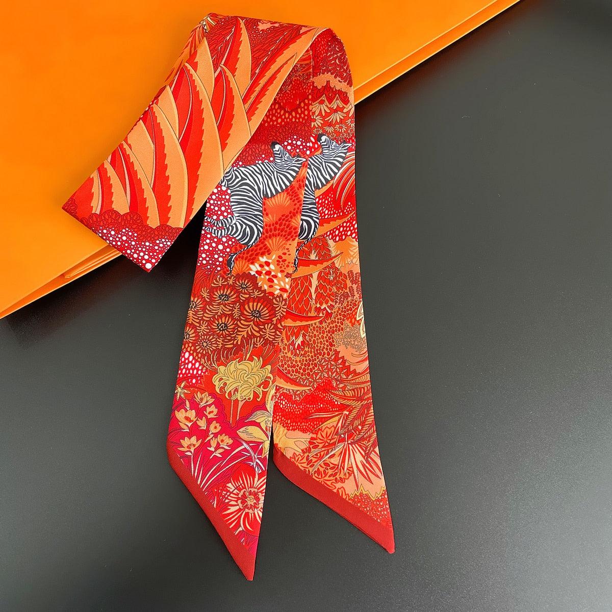 foulard-bande-de-soie-zebra-in-flowers-329120_1200x1200.jpg?v=1698231477